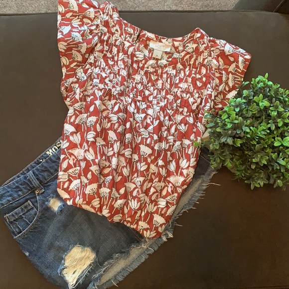 LOFT | Tops | Loft Floral Keyhole Tank With Ruffle Slee | Poshmark